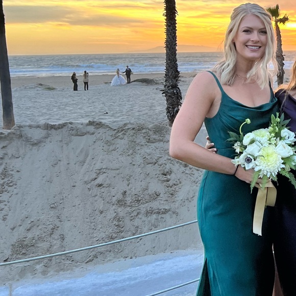 Revelry | Dresses | Revelry Satin Skye Dress Color Classic Emerald ...